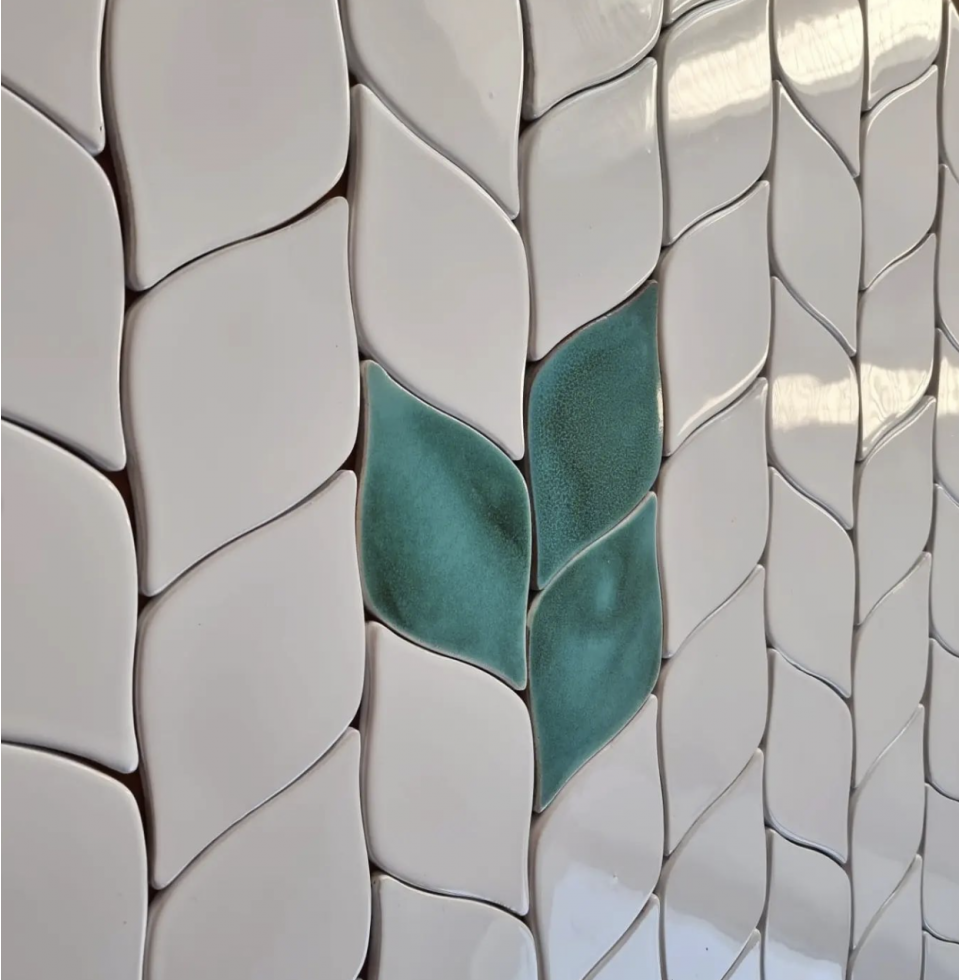 Ceramic Tile Leaves for luxury rich interiors